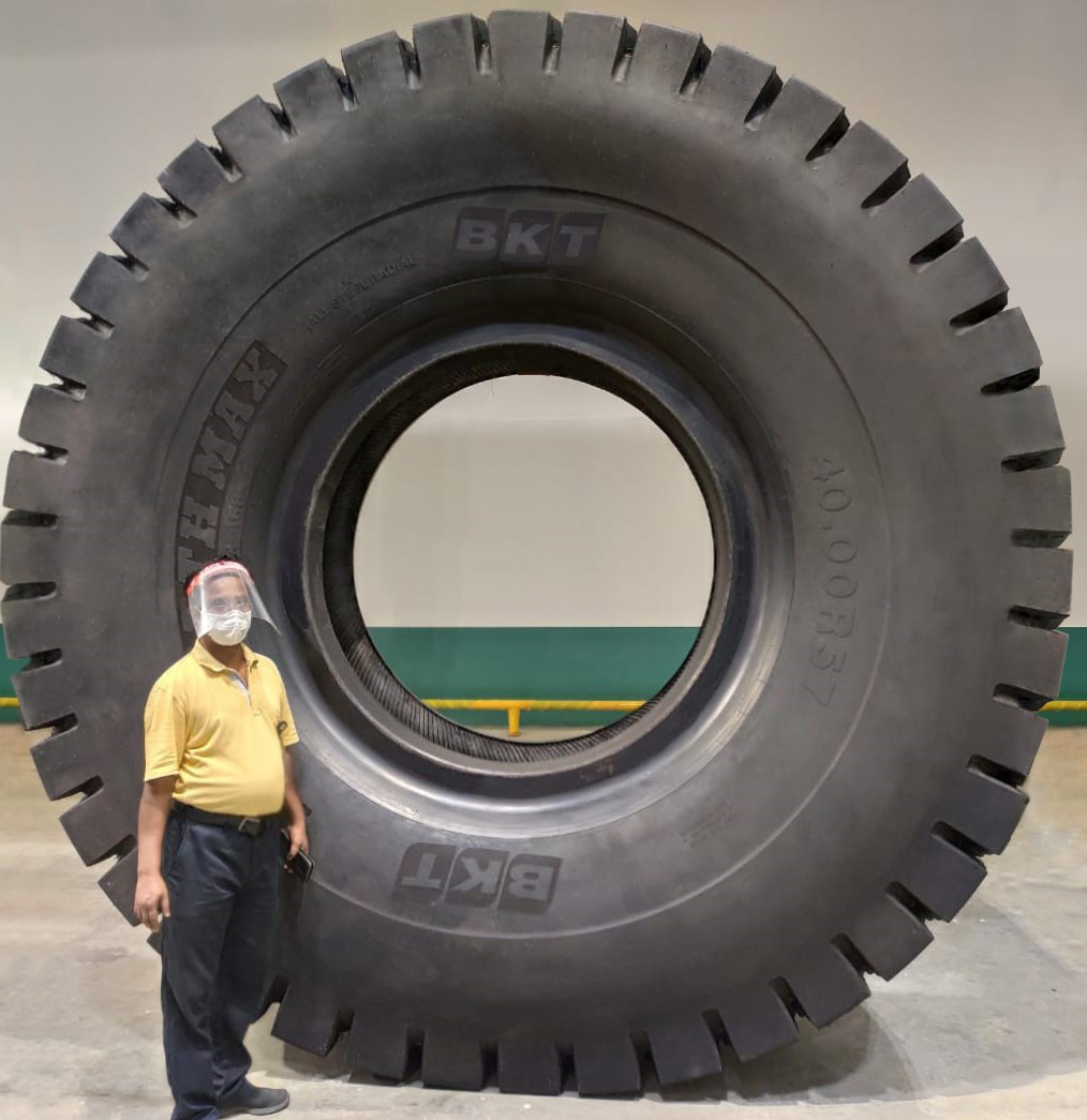 BKT will show off its biggest ever tyre at Munich's BAUMA trade fair - AFDJ
